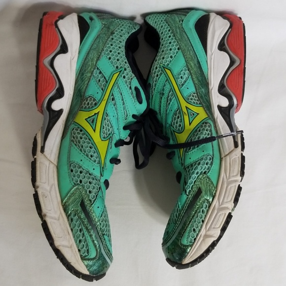 Mizuno | Shoes | Mizuno Wave Inspire 8 Green Running Shoes 95 | Poshmark